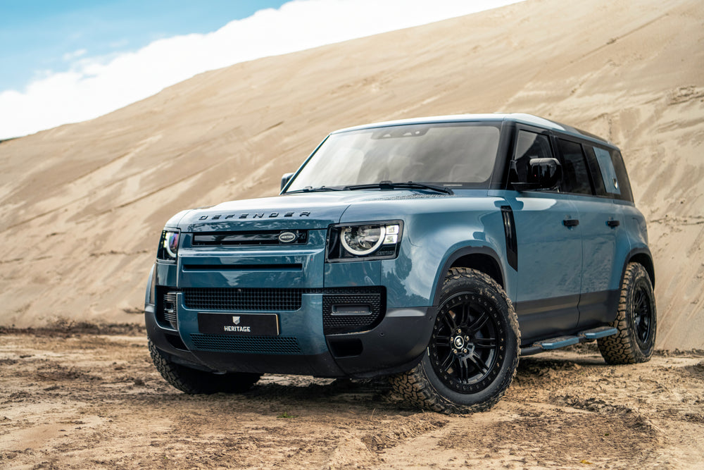 Defender 110 P400e - Tasman blue