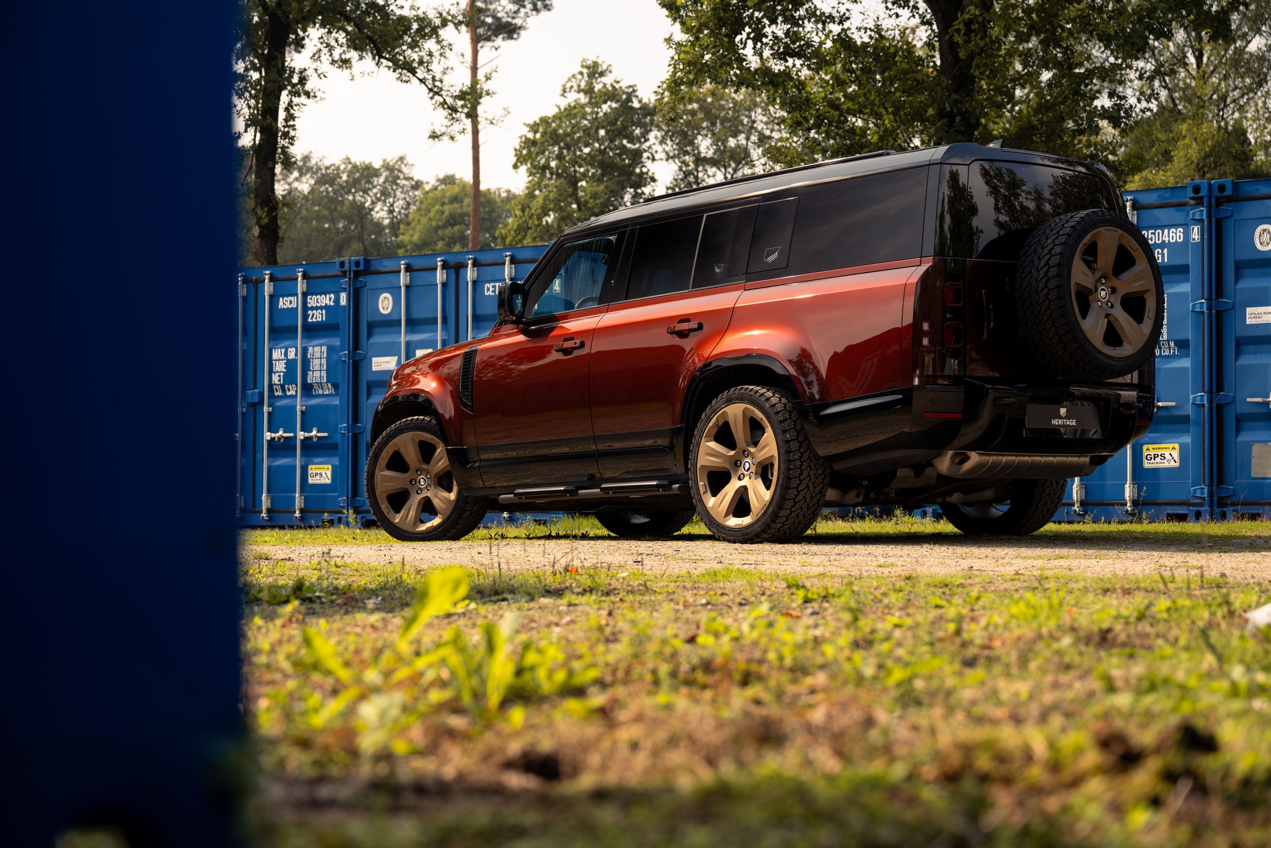 Defender 130 P400 - Sedona red – Heritage Customs